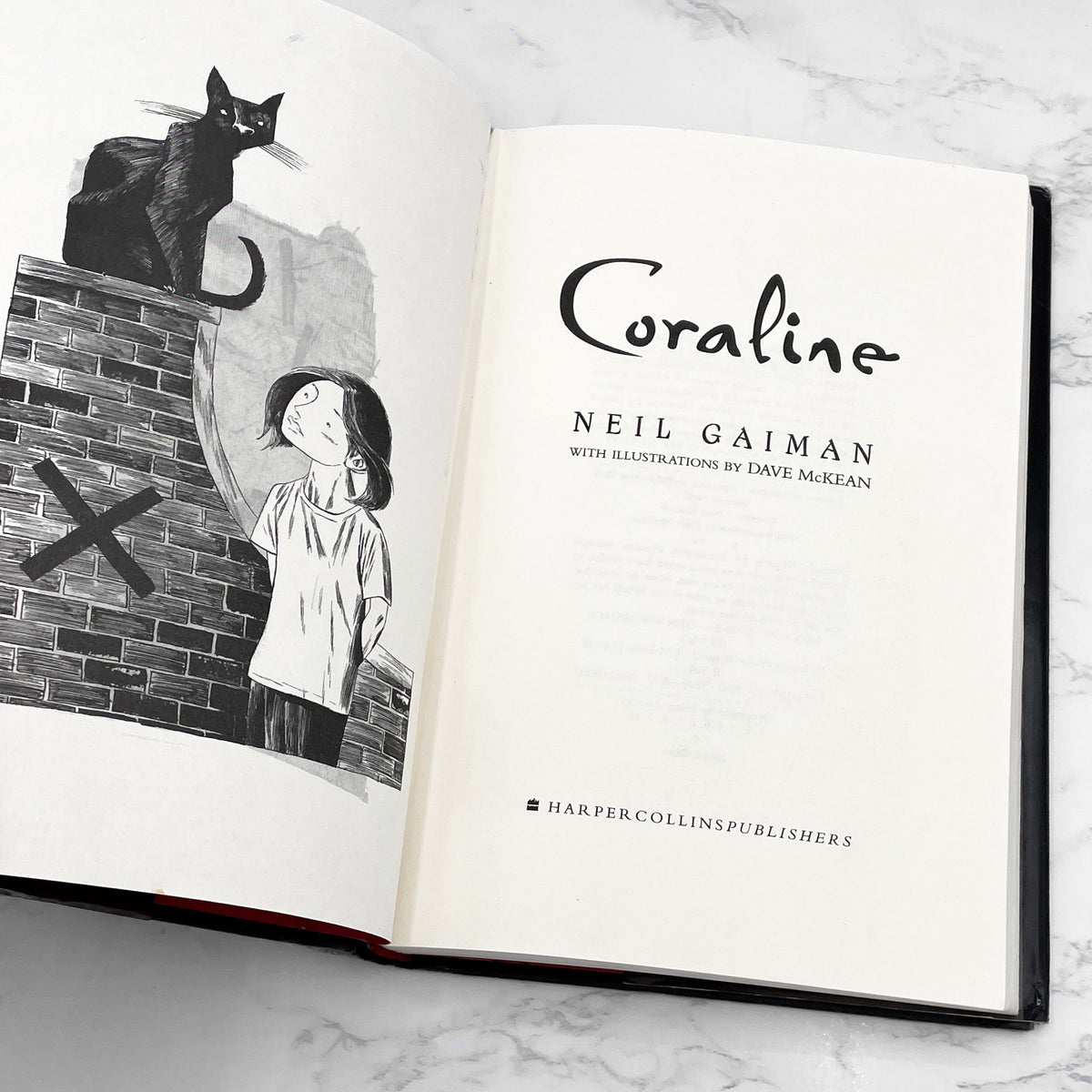 Coraline by Neil Gaiman [U.S. FIRST EDITION • FIRST PRINTING] 2002 • H