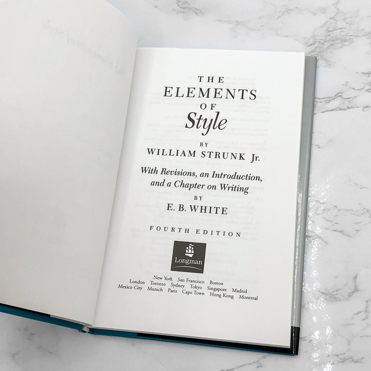 The Elements of Style by William Strunk and E.B. White [4th EDITION HA