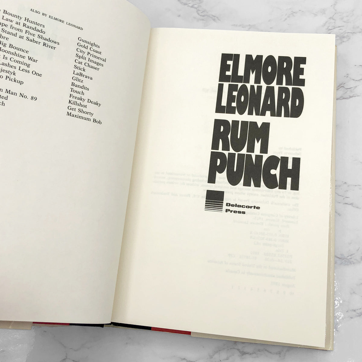 Rum Punch by Elmore Leonard [FIRST EDITION • FIRST PRINTING] 1992 • De