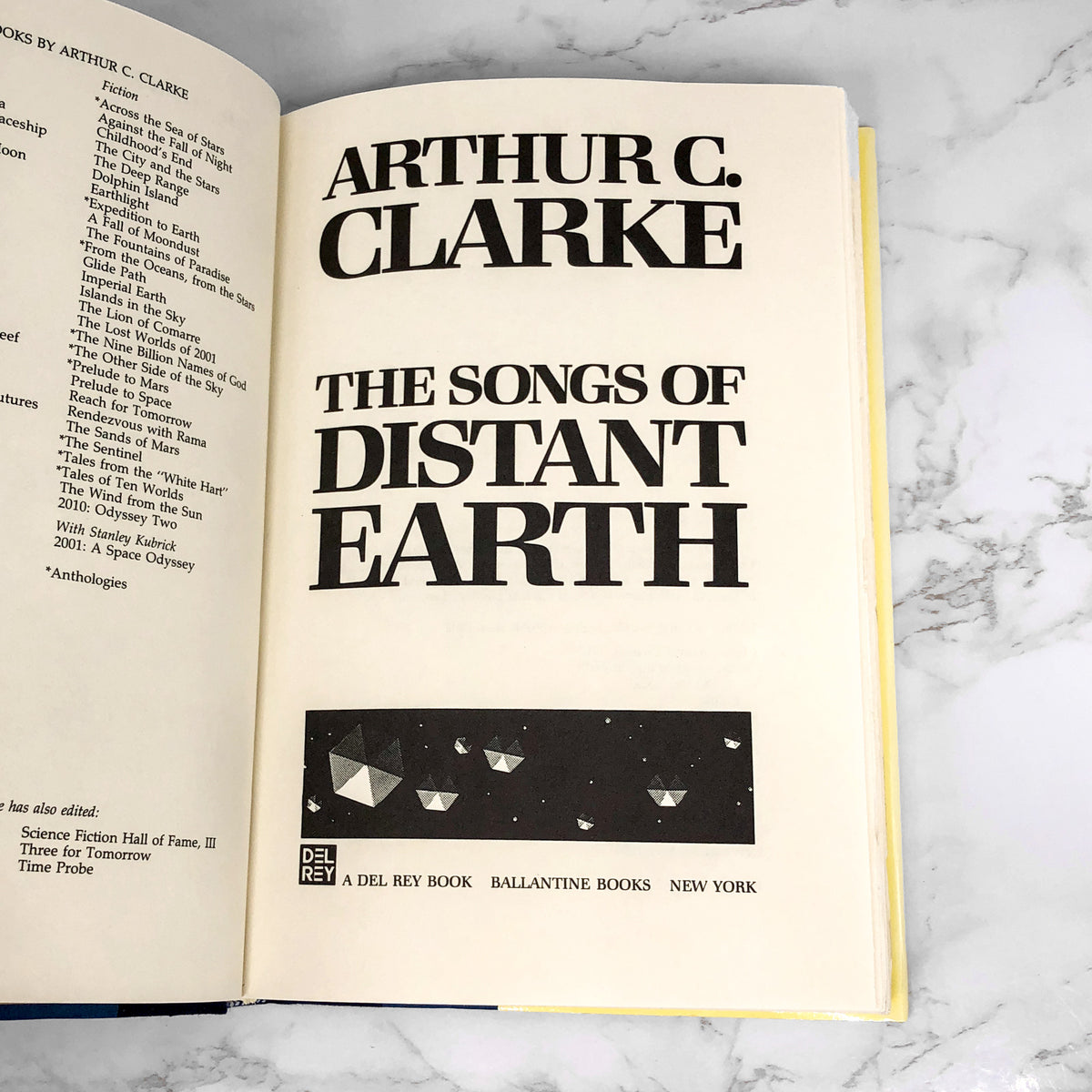 The Songs of Distant Earth by Arthur C. Clarke [FIRST EDITION / FIRST